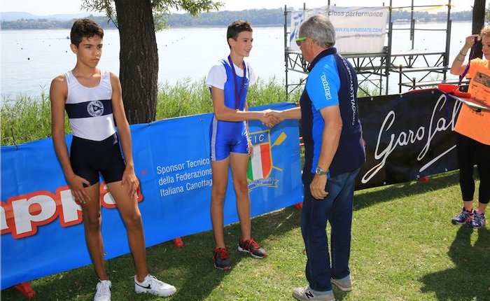 Anche la Canottieri Caldè protagonista a Lecco, oro per Nicolò Congiu