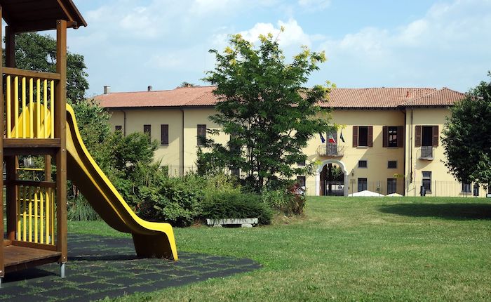 Besozzo, poesia e fotografia si incontrano all'orario dell'aperitivo